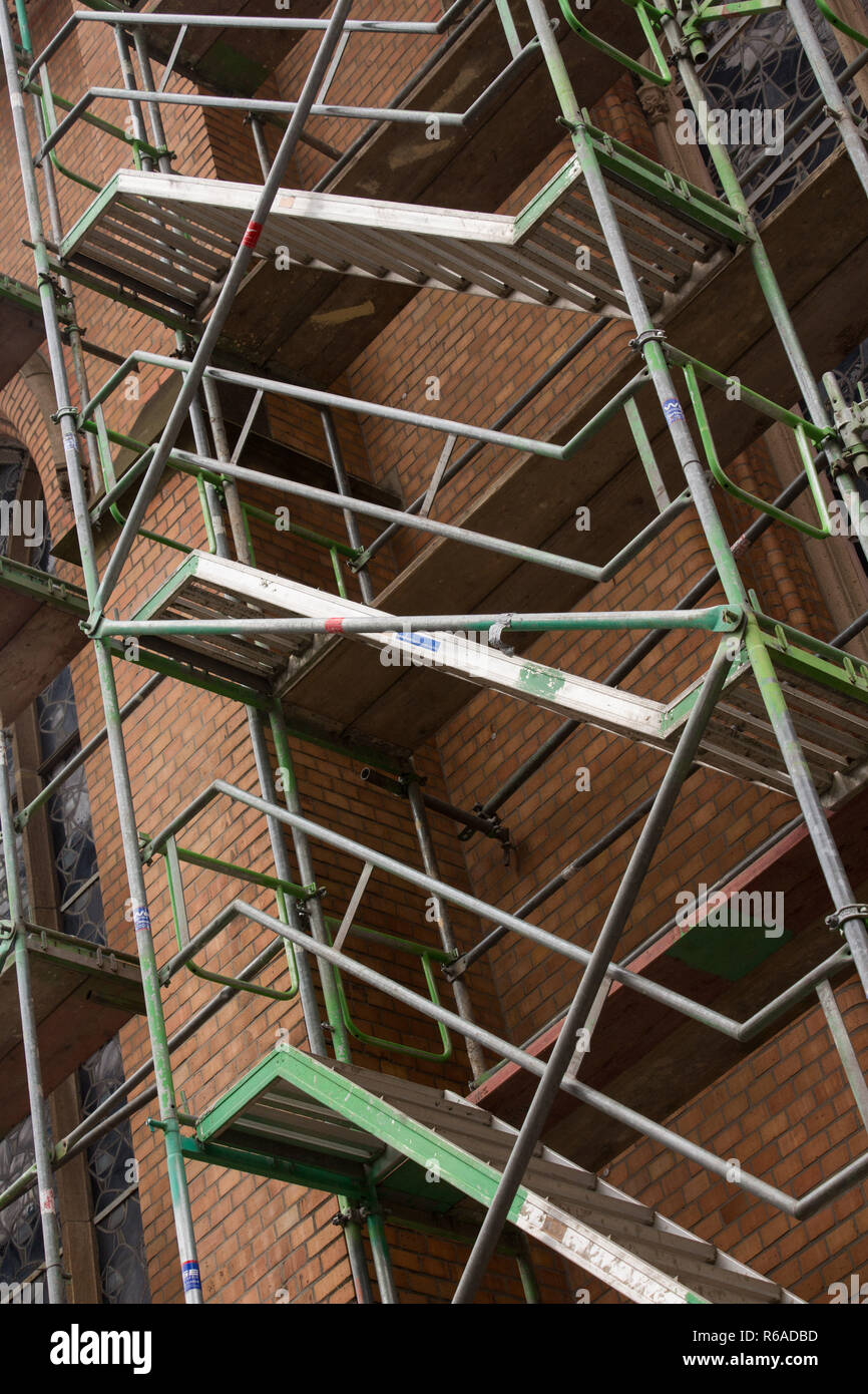 Scaffolding patterns hi-res stock photography and images - Alamy