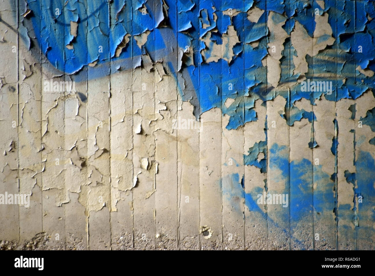 Flaking Off Color Stock Photo - Alamy