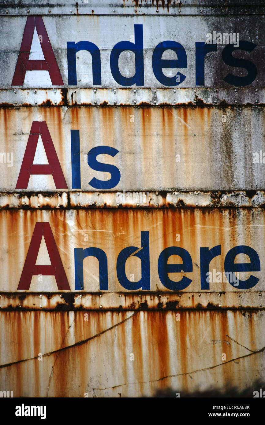 40ft container hi-res stock photography and images - Alamy