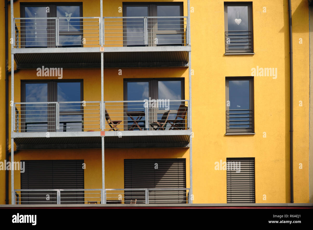 Modern Balconies Of A Multi-Family House Stock Photo - Alamy