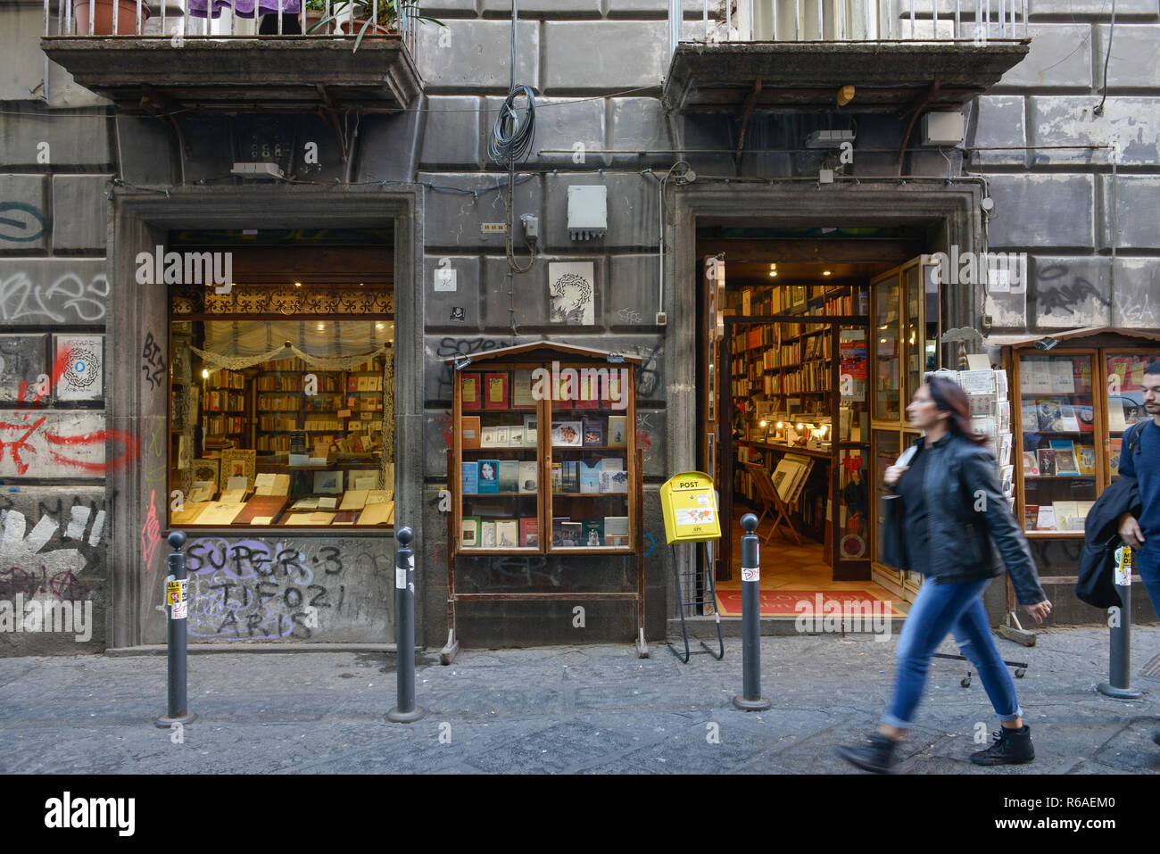 Port’alba naples hi-res stock photography and images - Alamy