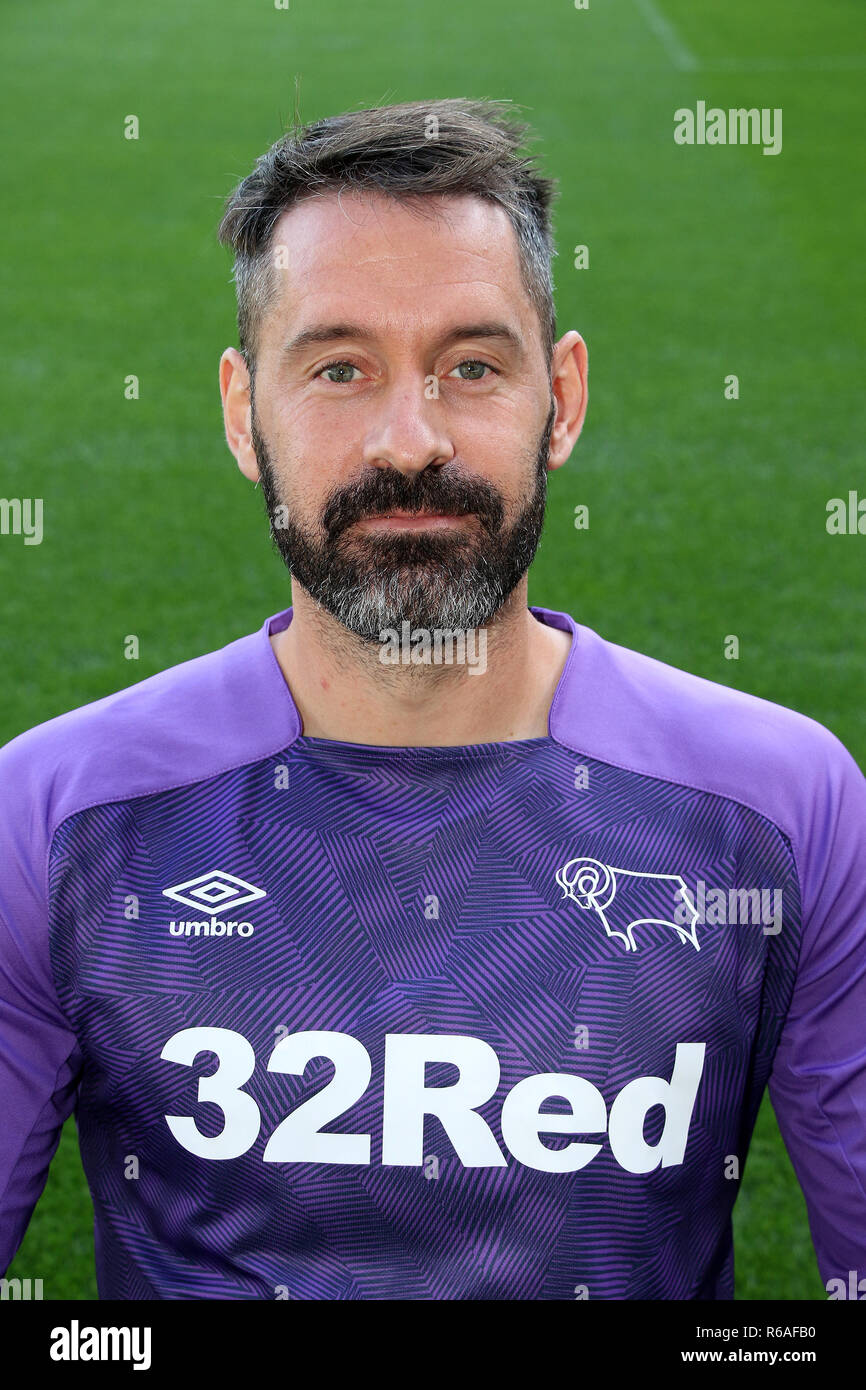 Scott carson hi-res stock photography and images - Alamy