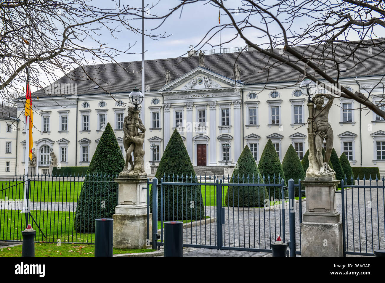 Castle Bellevue, zoo, middle, Berlin, Germany, Schloss Bellevue ...