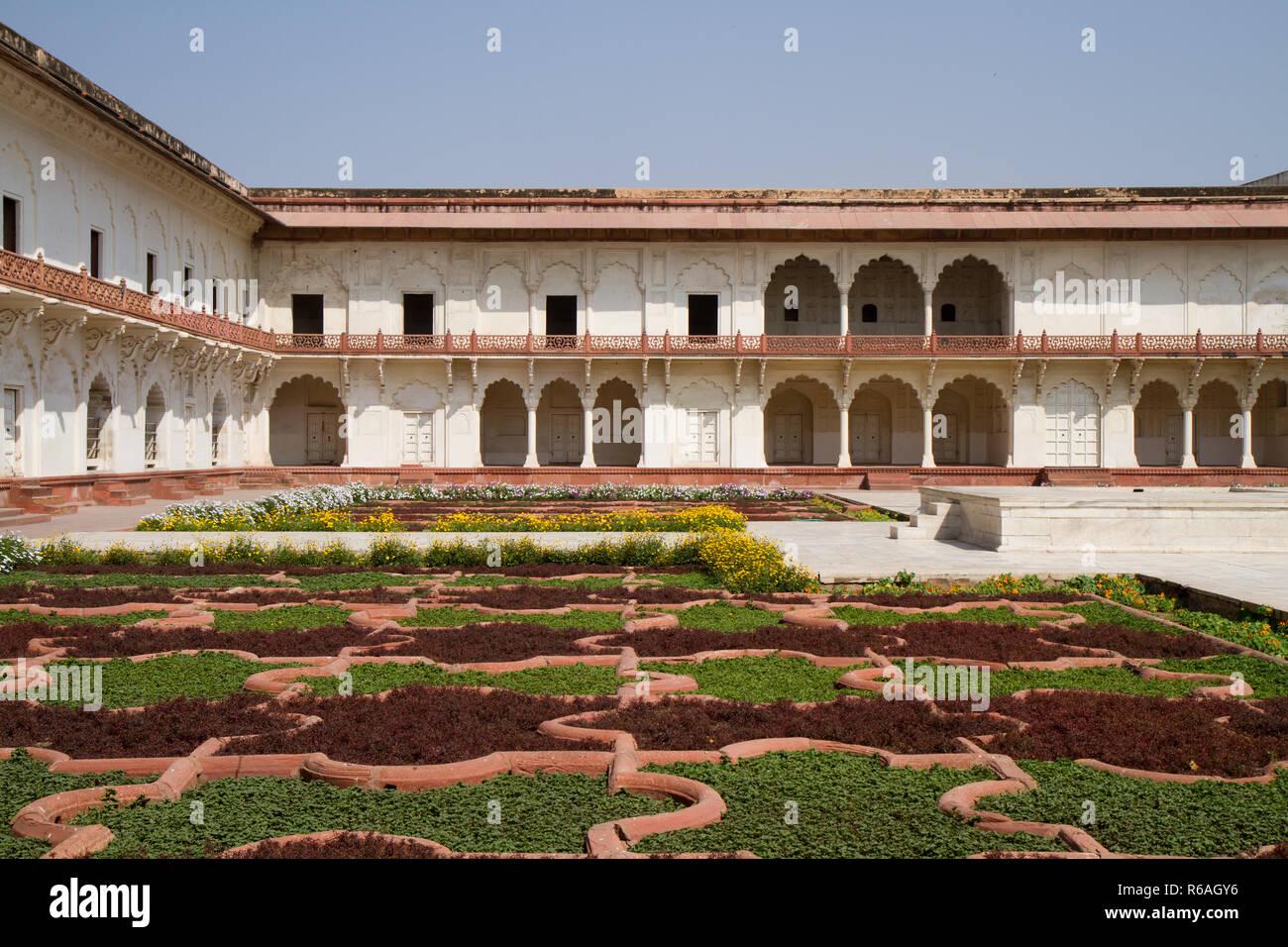 agra red fort in india Stock Photo - Alamy