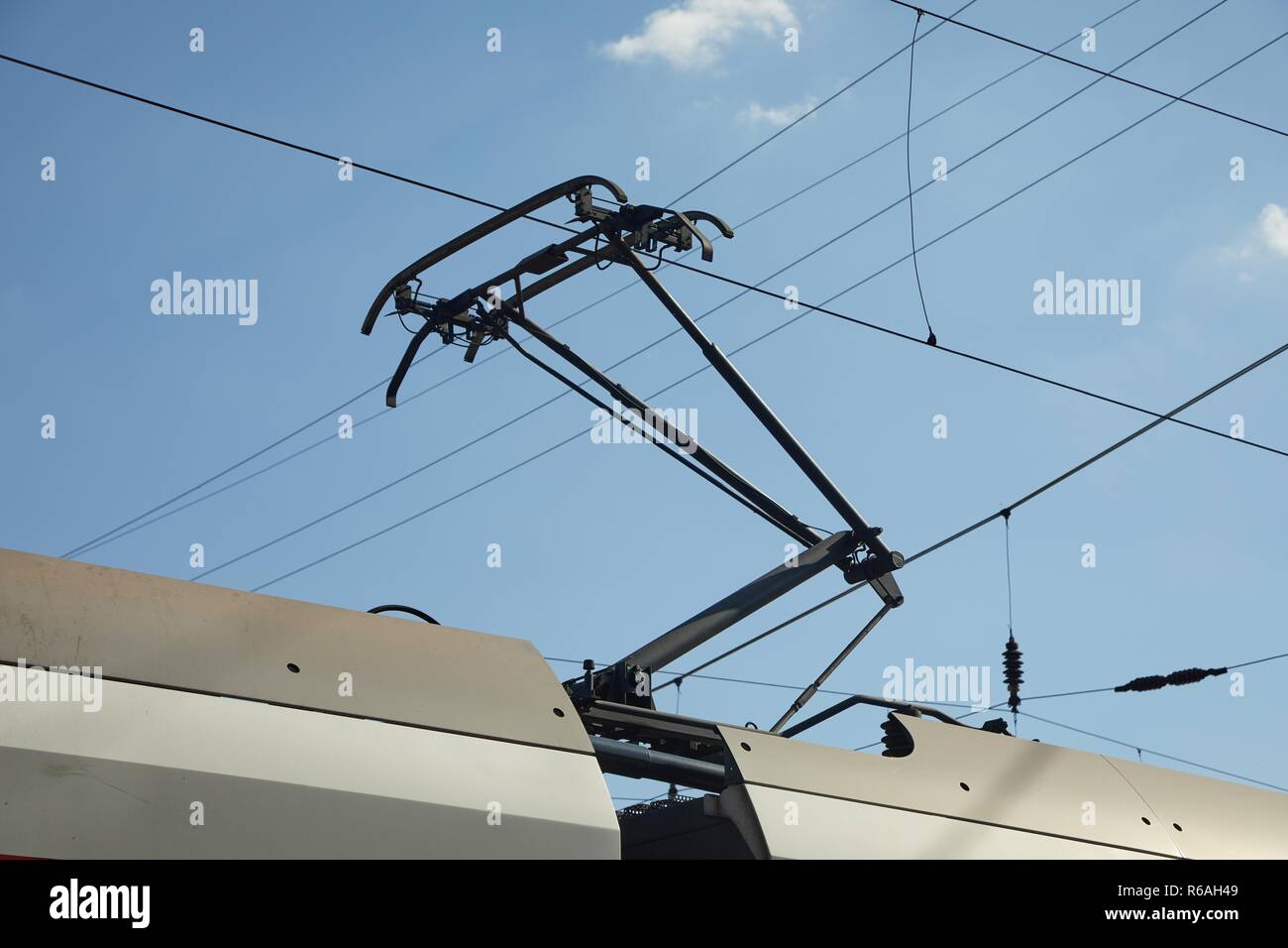 Pantograph And Wire High Resolution Stock Photography and Images - Alamy