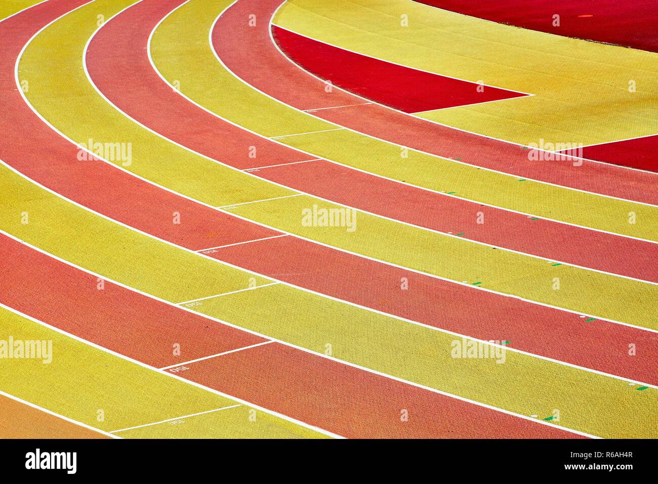 Olympics running track lanes athletics hi-res stock photography and ...