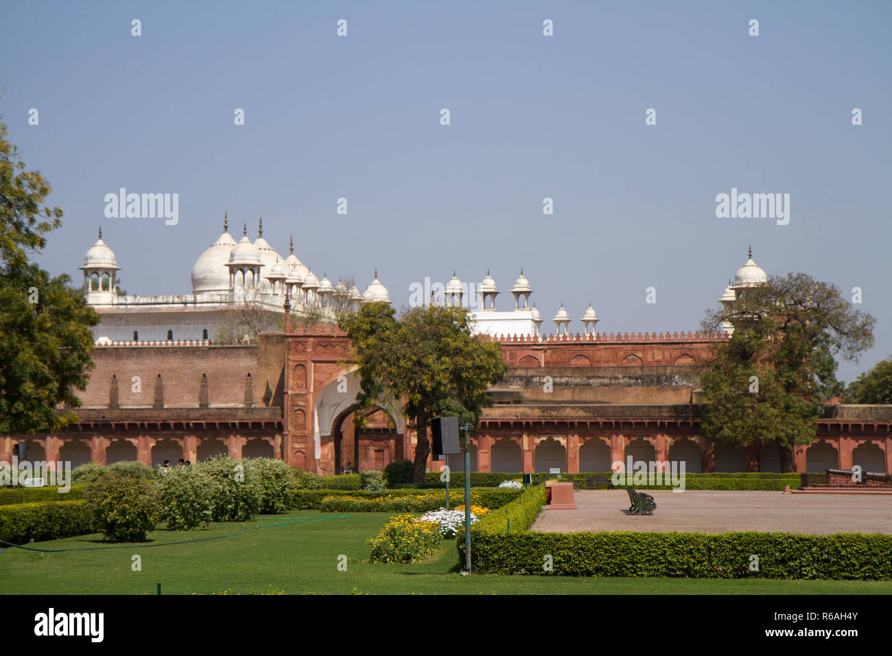 agra red fort in india Stock Photo - Alamy