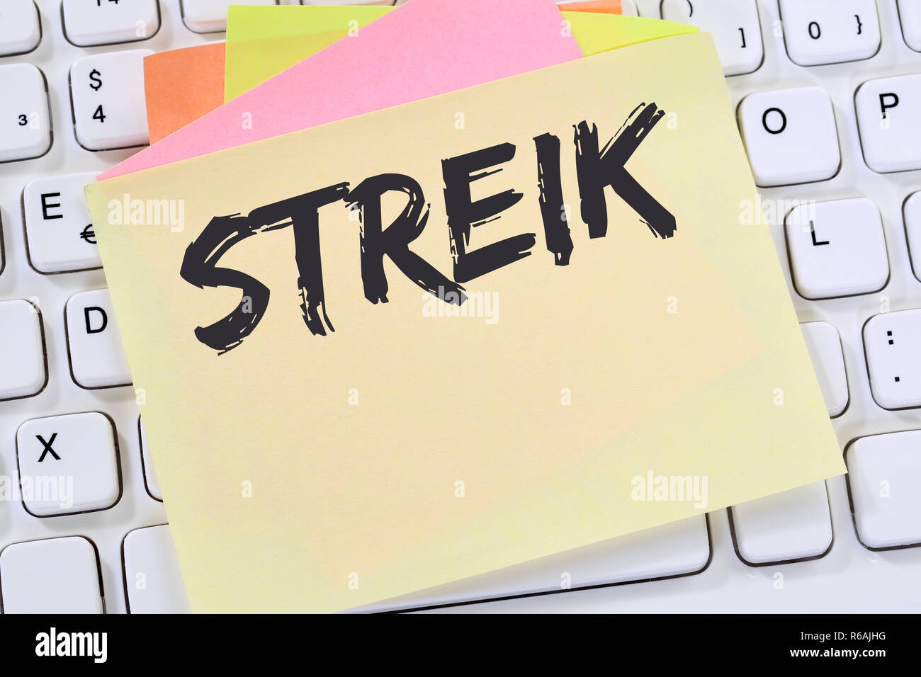 Strike slip hi-res stock photography and images - Alamy