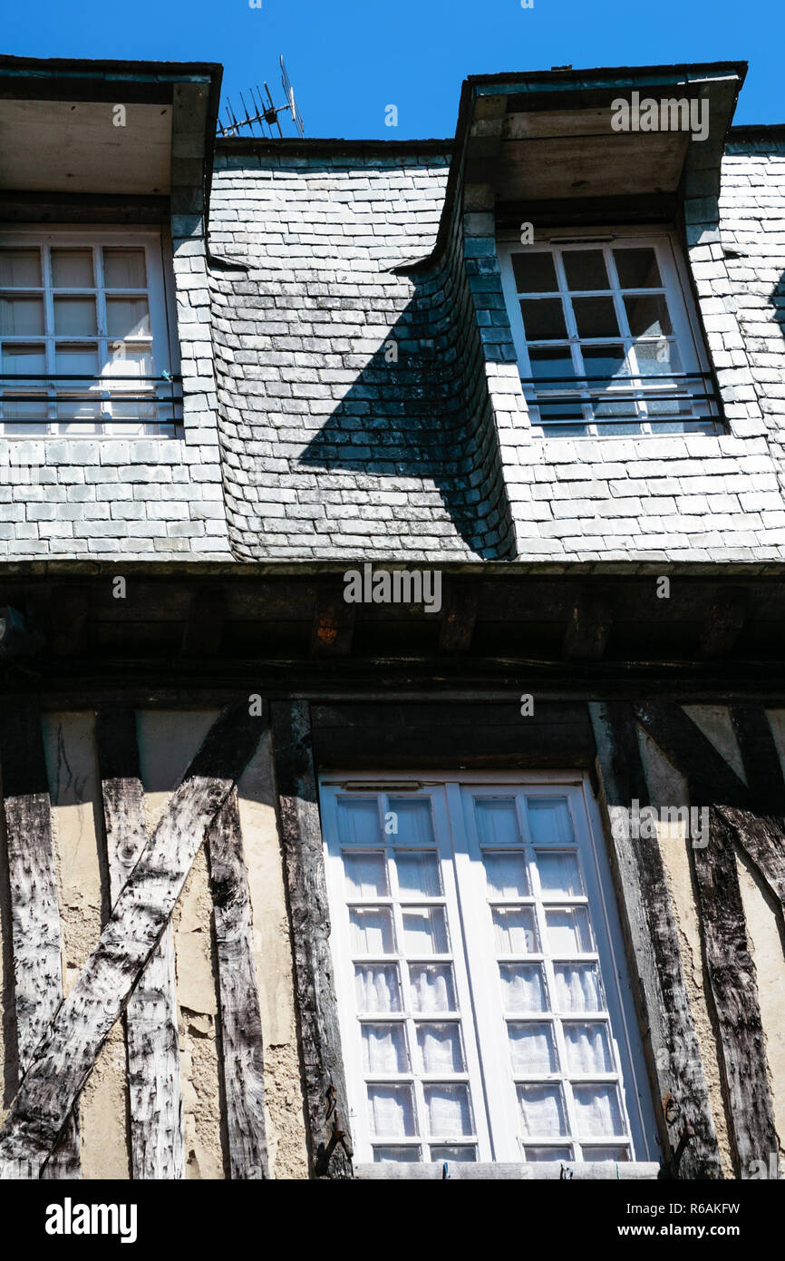 medieval half-timbered house in Vitre town Stock Photo - Alamy