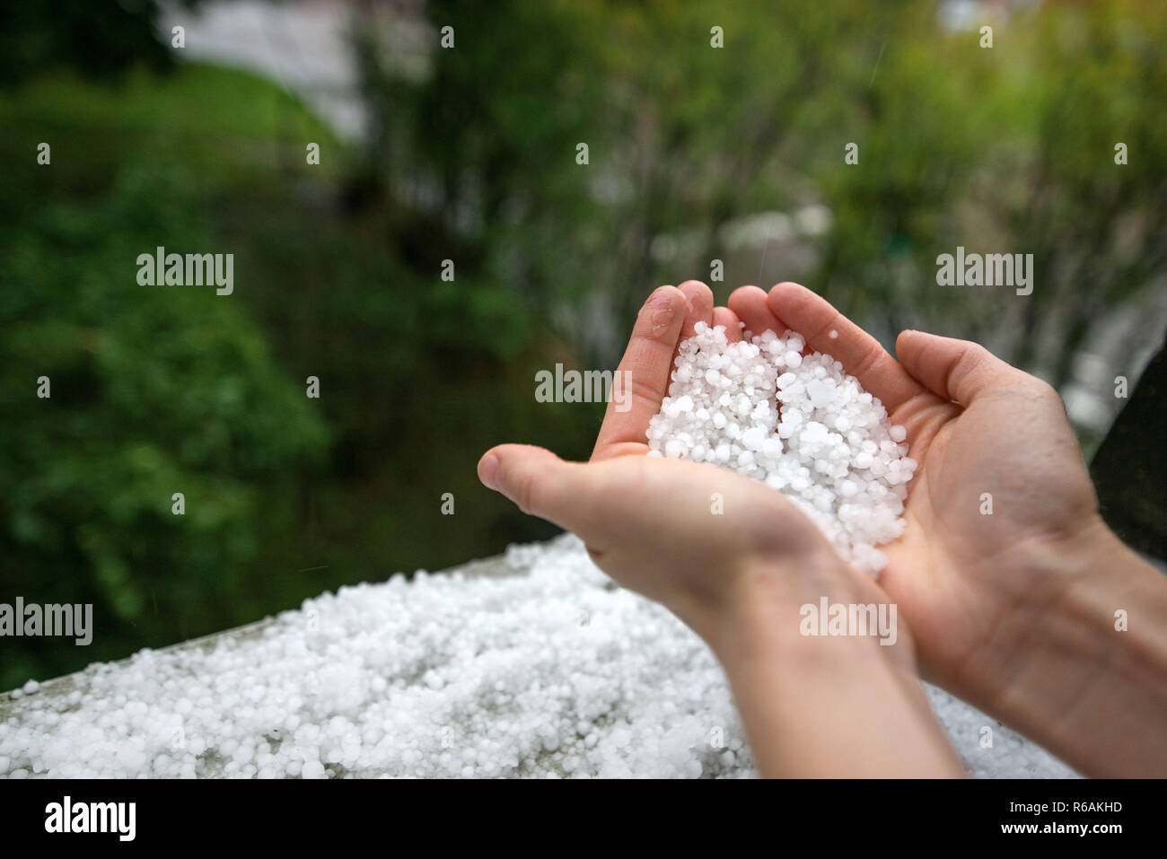 Hailstone fall hi-res stock photography and images - Alamy