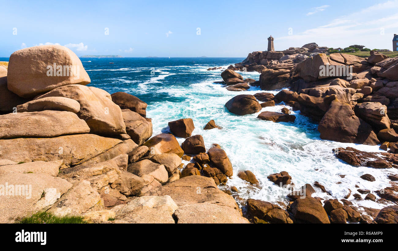 view of English Channel coast with lighthouse Stock Photo - Alamy