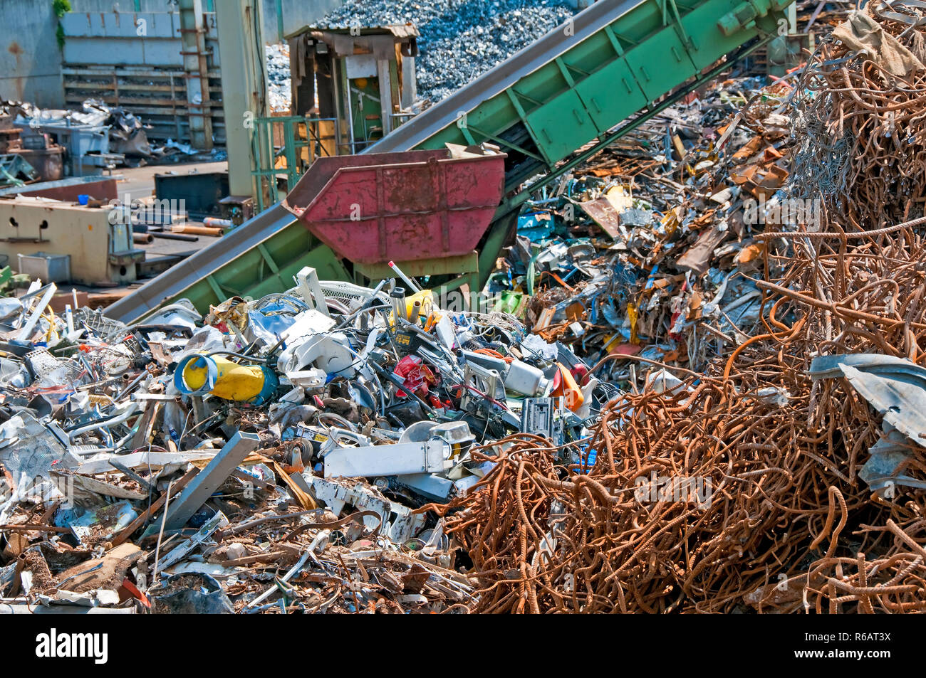 Srape hi-res stock photography and images - Alamy