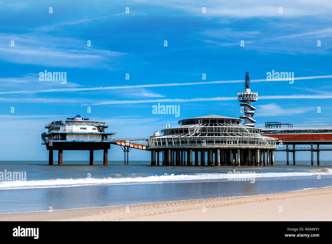 Gazebo overlooking ocean hi-res stock photography and images - Alamy