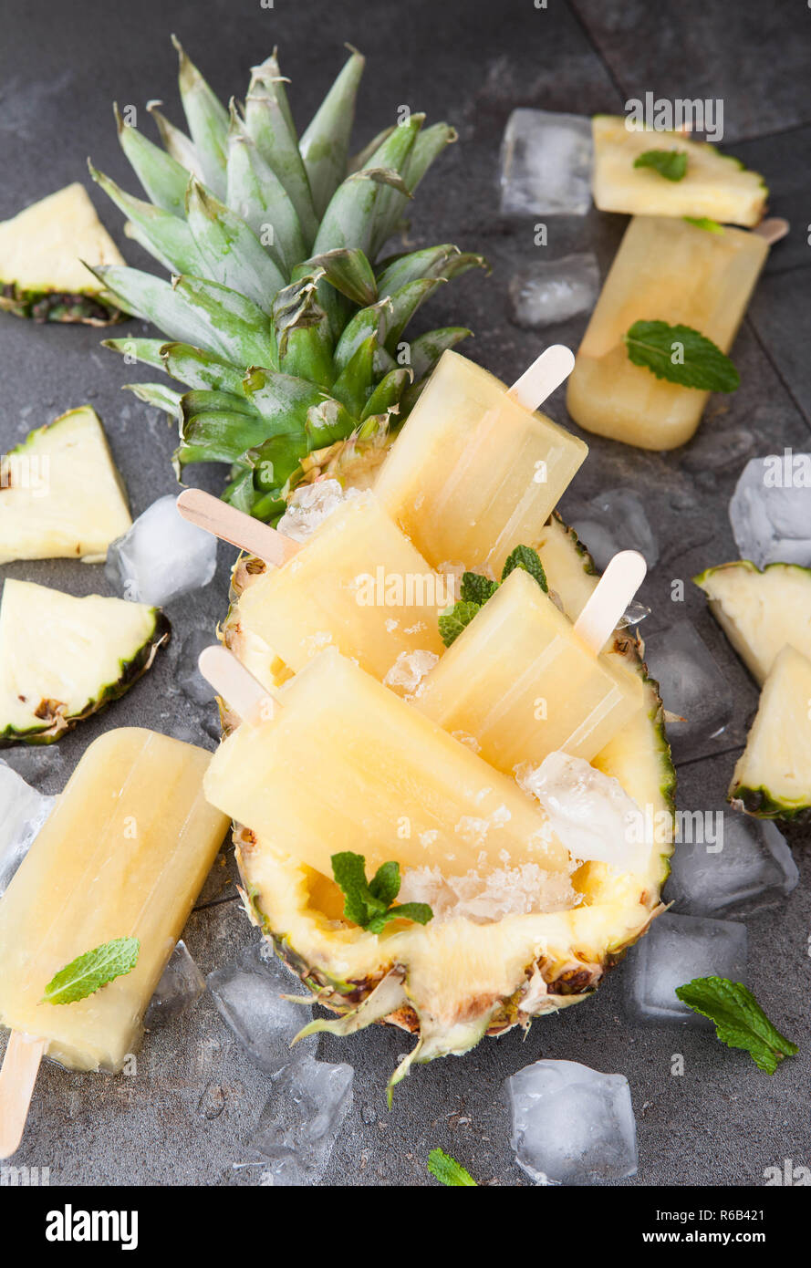 Ananase hi-res stock photography and images - Alamy