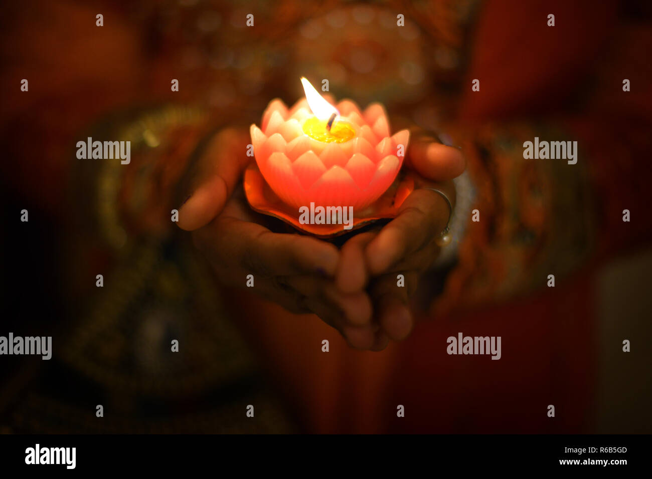 Oil Lamp In Hand Images