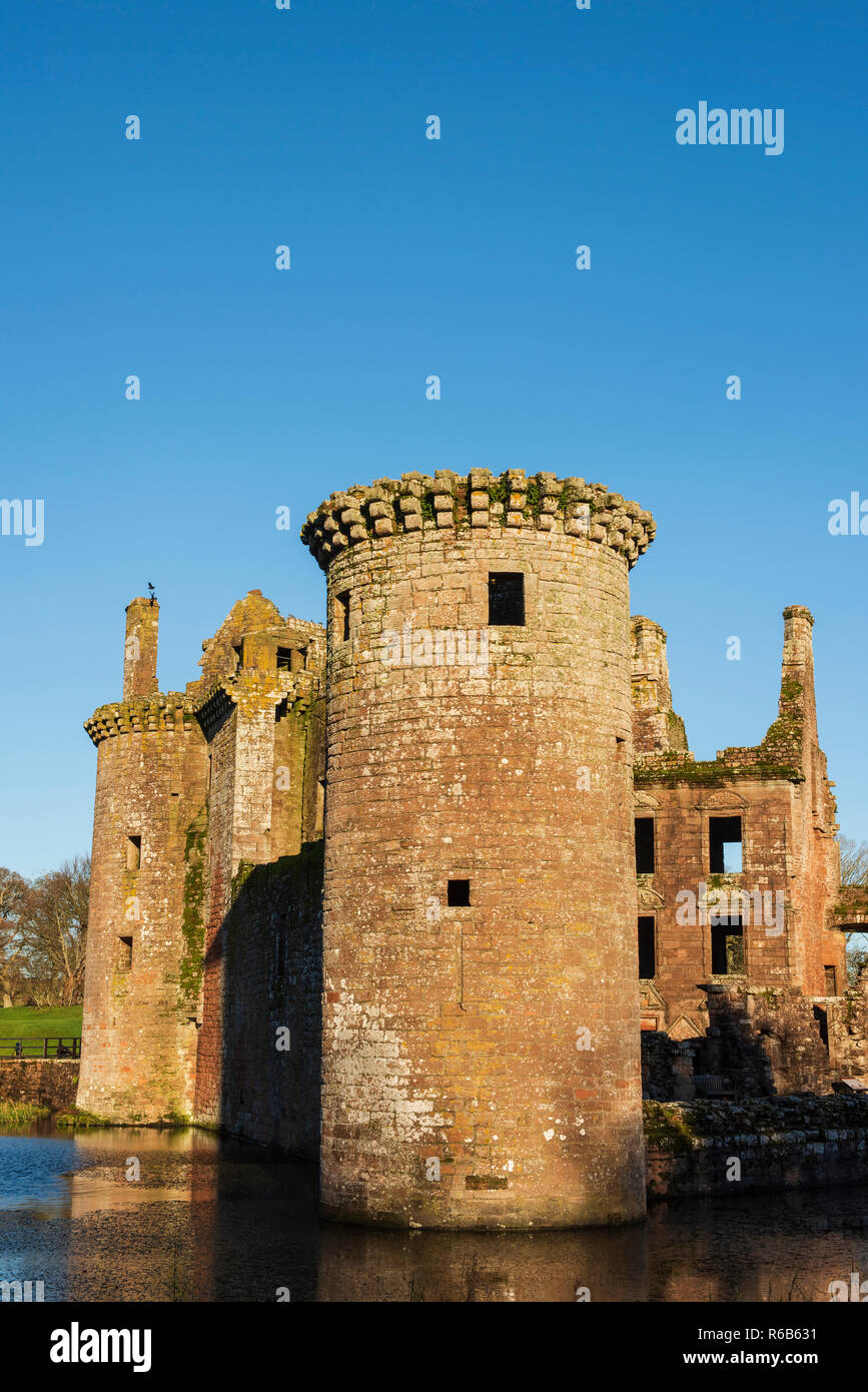 Triangular castles hi-res stock photography and images - Alamy