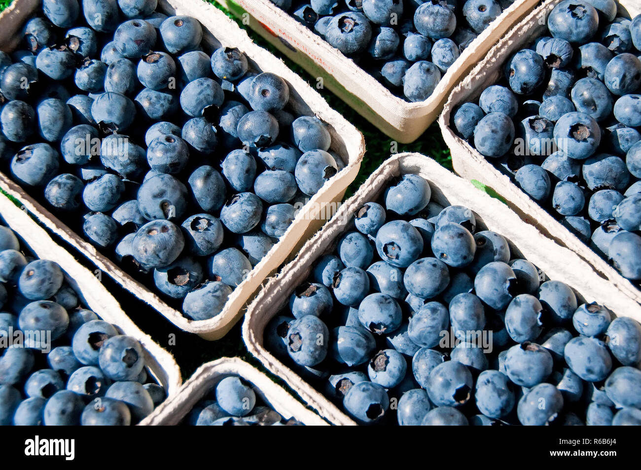 Blueberry At A Street Sale Stock Photo - Alamy