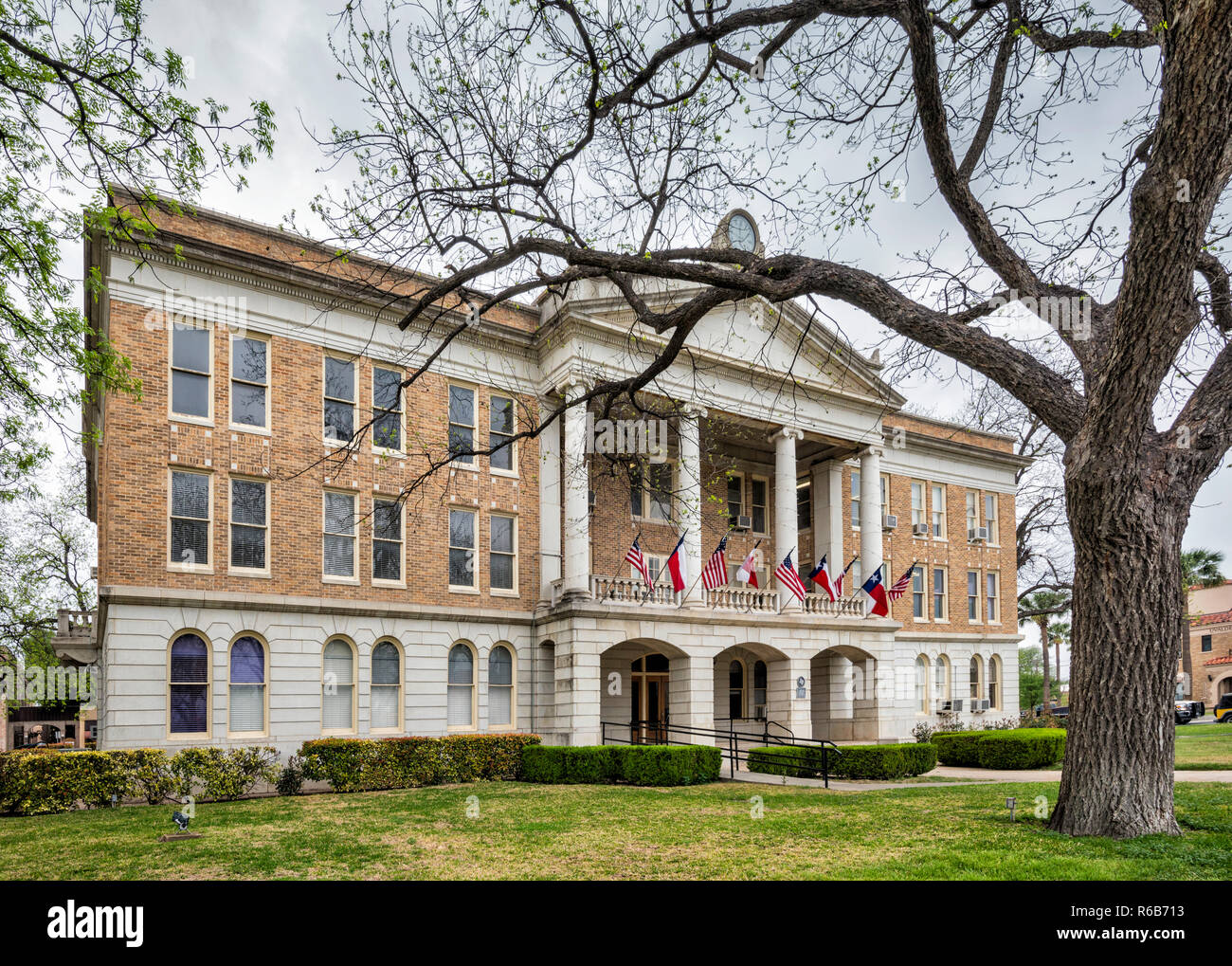Uvalde County Courthouse, built in 1927 in Uvalde, Texas, USA Stock ...
