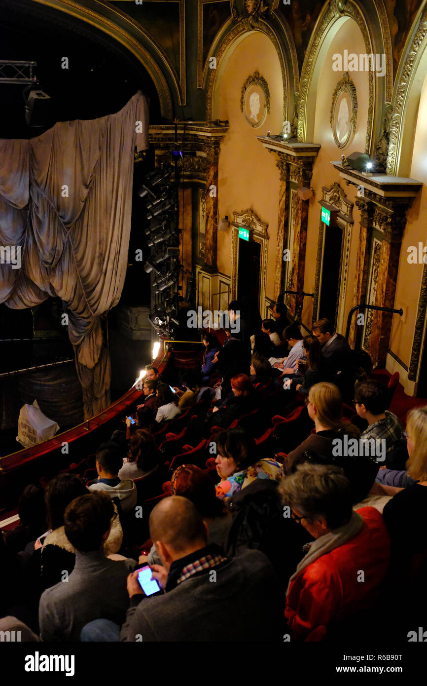 Her Majesty's Theatre - Haymarket London Stock Photo - Alamy
