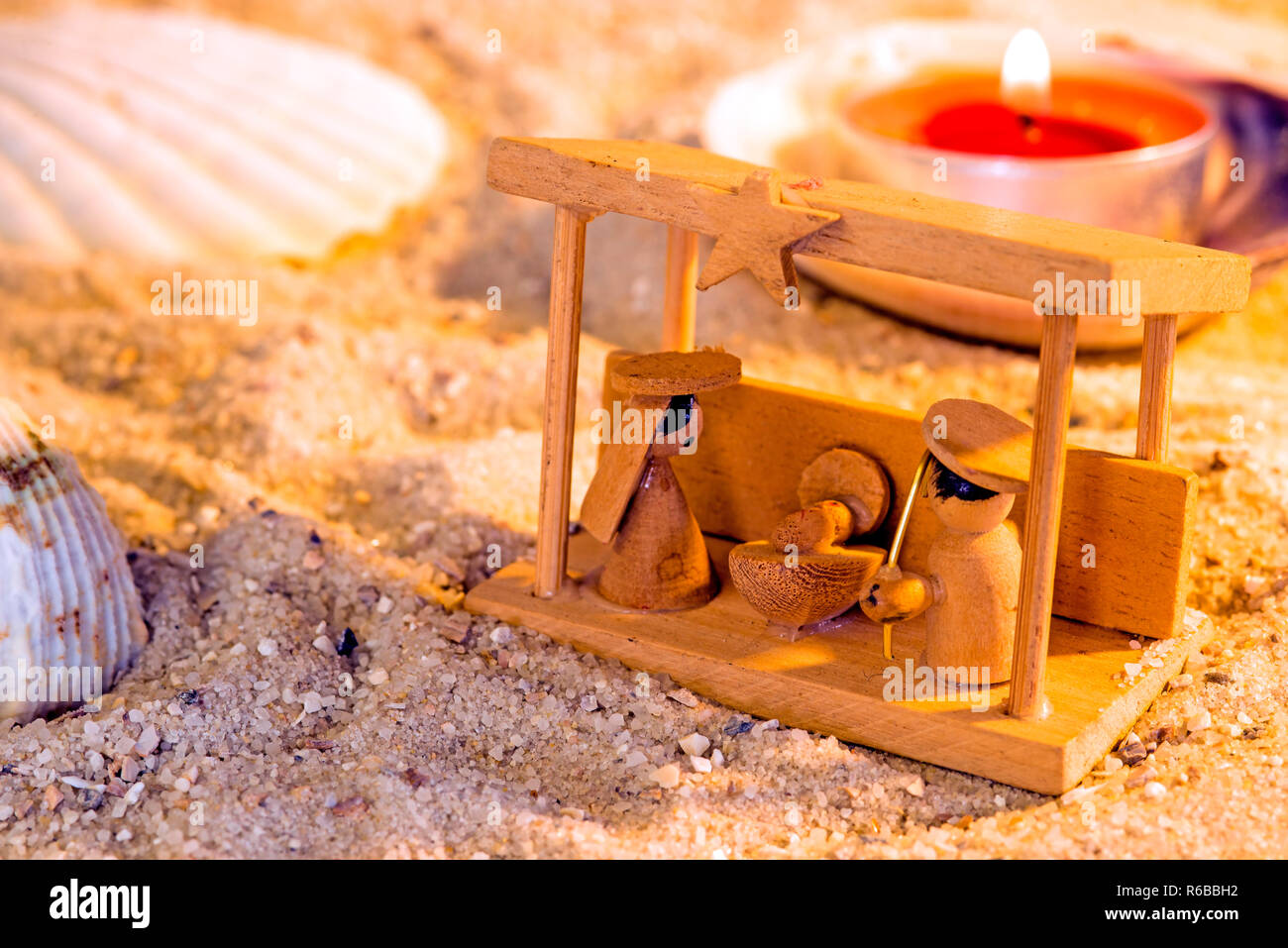 Beach nativity scene hi-res stock photography and images - Alamy