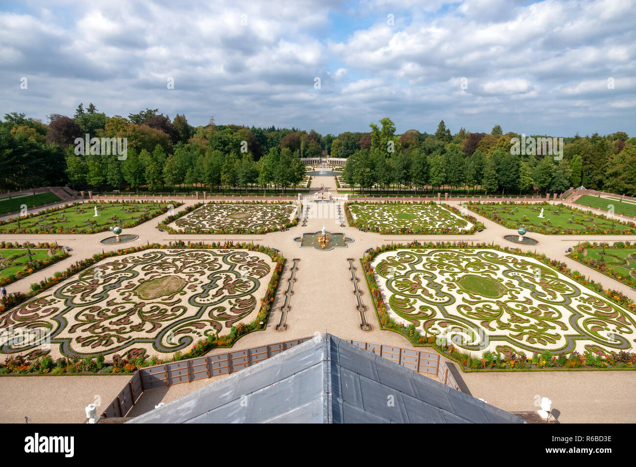 Royal Dutch Gardens 🏰 Kew Palace & Royal Botanical Gardens