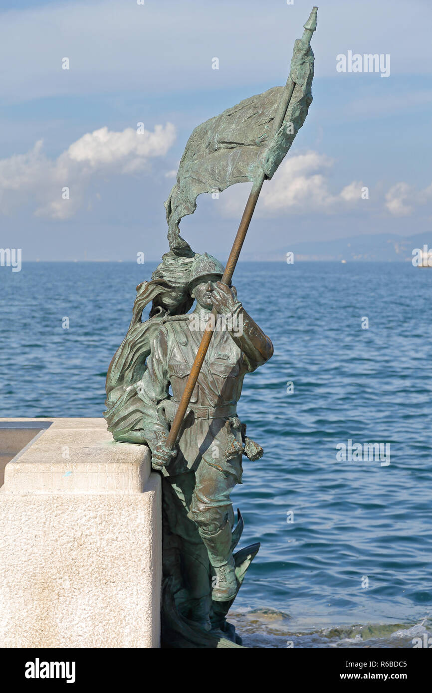 Trieste waterfront bronze statue hi-res stock photography and images ...