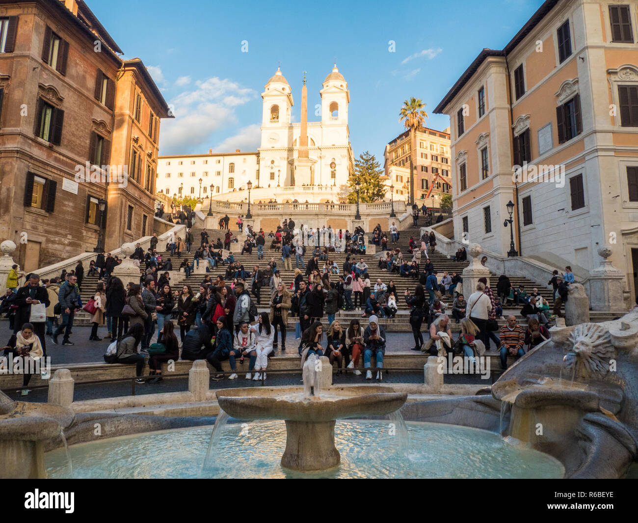 Rome spanish steps fountain hi-res stock photography and images - Alamy