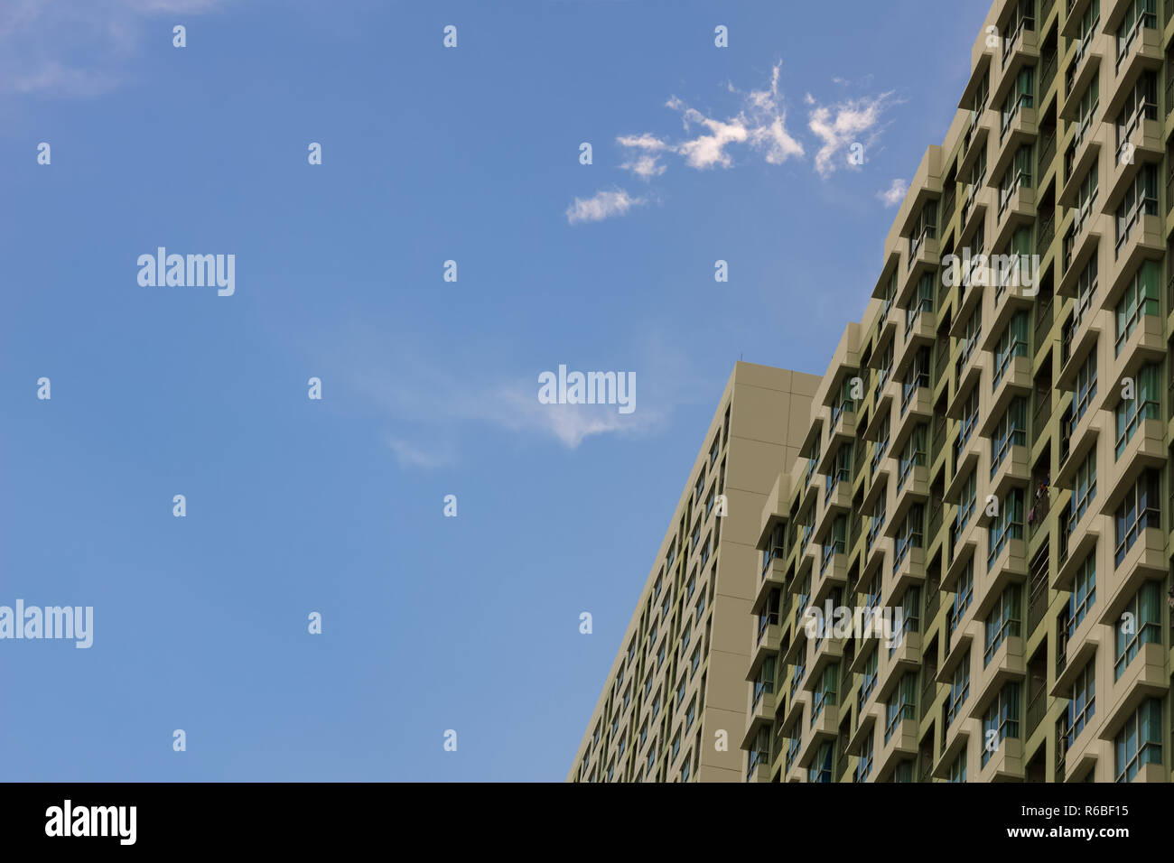 Modern hotel complex hi-res stock photography and images - Alamy