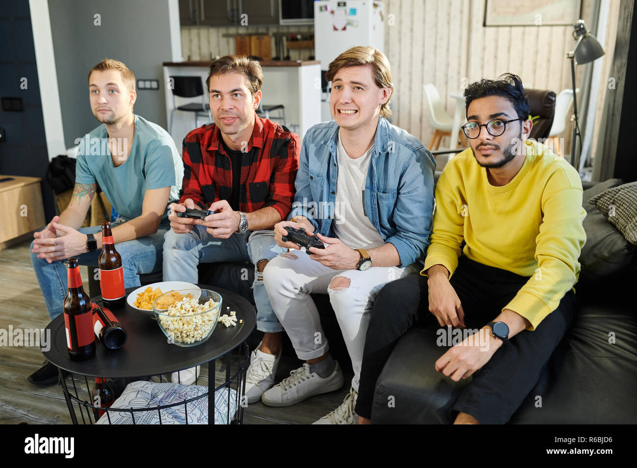 Friendship game hi-res stock photography and images - Alamy