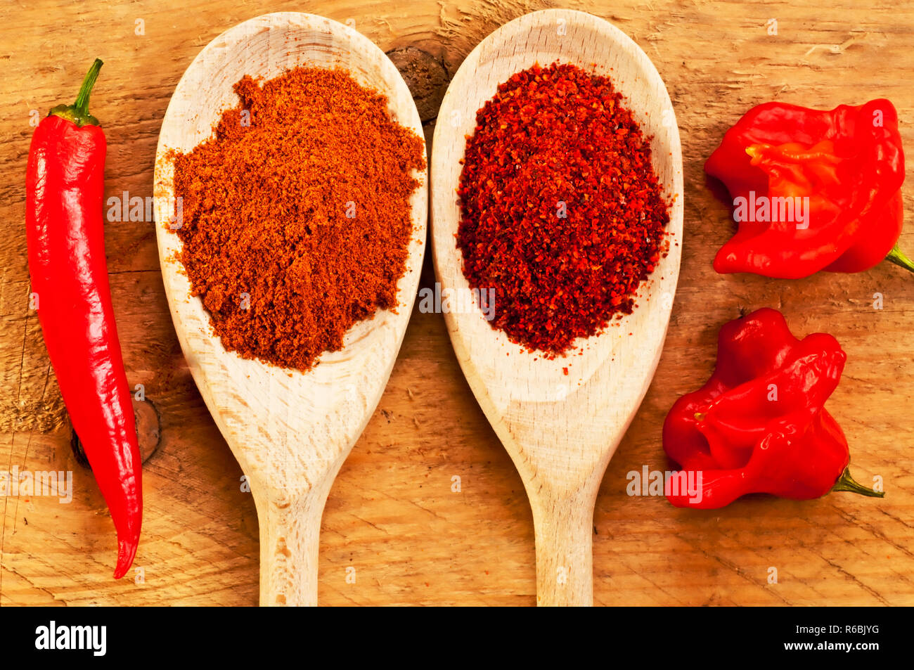 Chili Cayenne And Bishop´S Crown With Chili Powder Stock Photo - Alamy