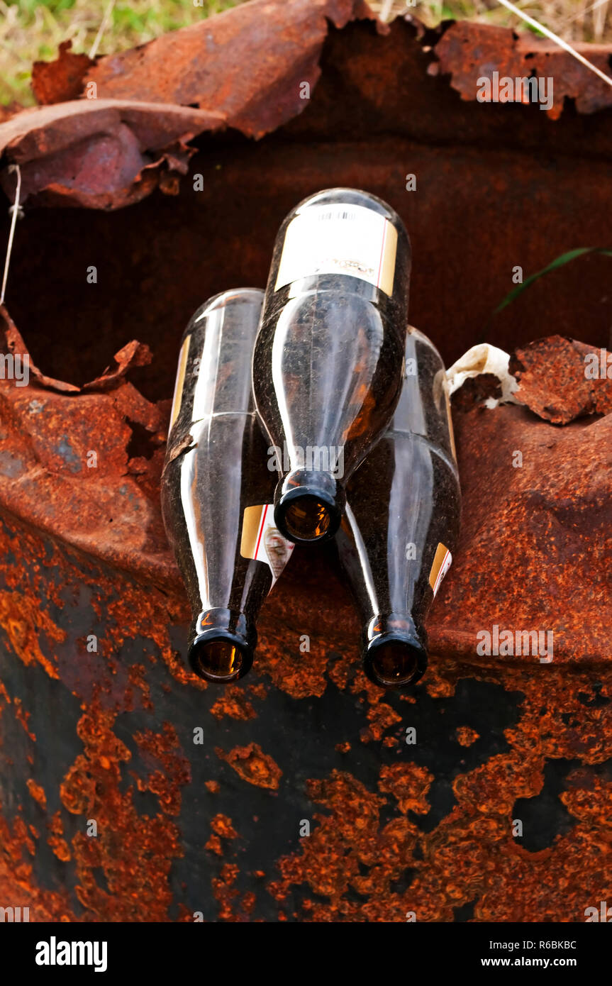 Scrap bottles hi-res stock photography and images - Alamy