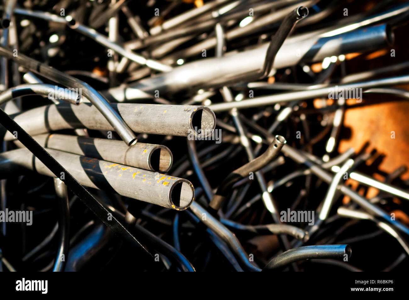 Junkyard iron pipes hi-res stock photography and images - Alamy