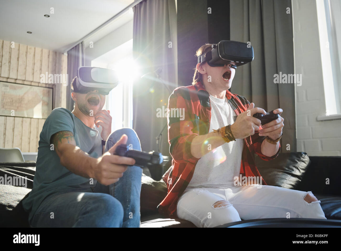 Virtual house control hi-res stock photography and images - Alamy