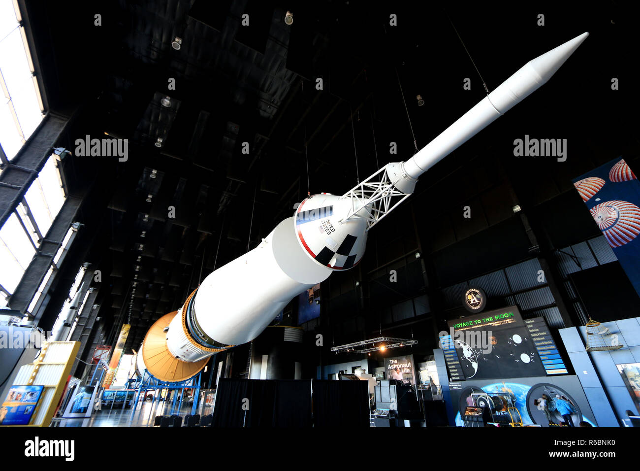 Saturn v rocket hi-res stock photography and images - Alamy