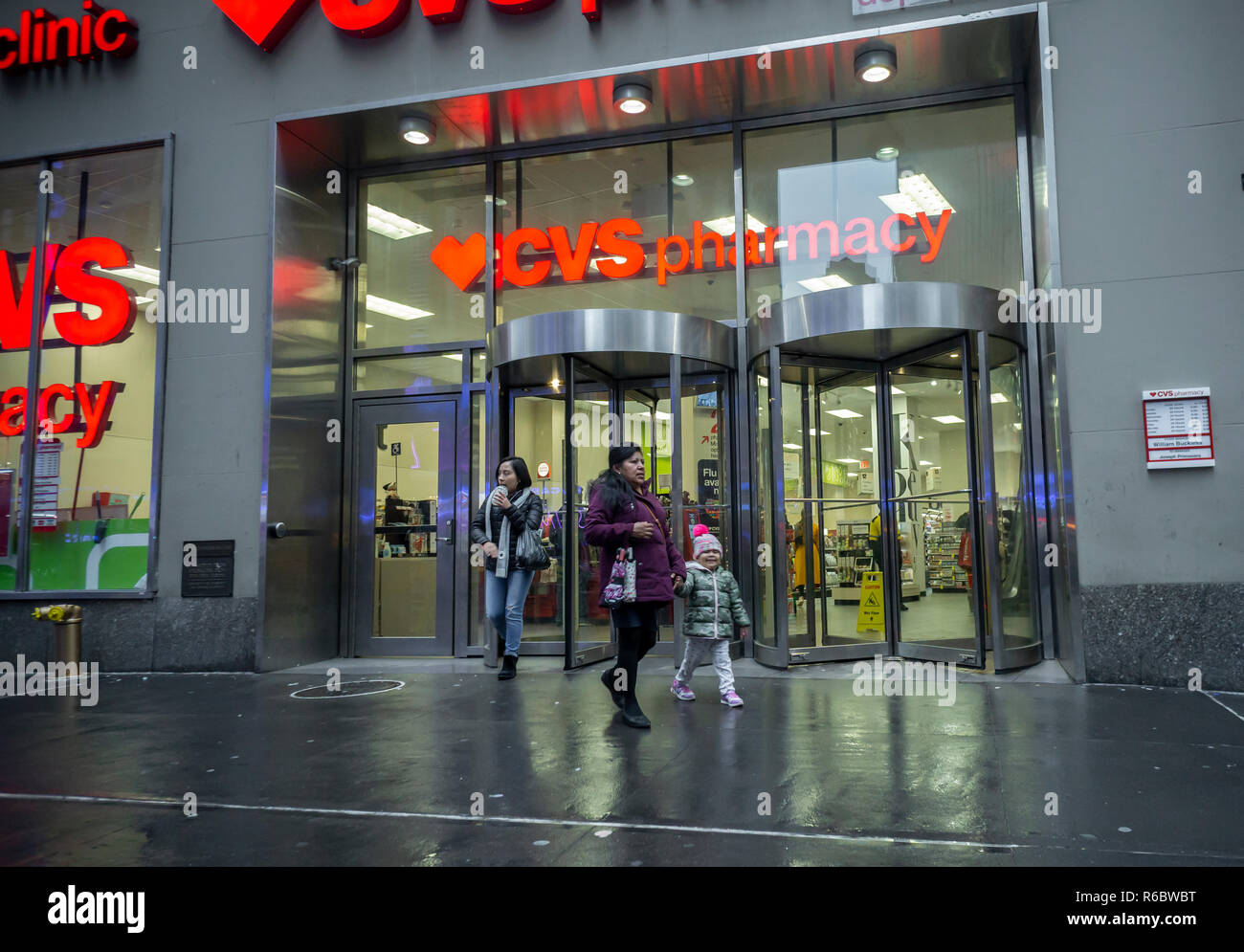 Cvs pharmacy hi-res stock photography and images - Alamy