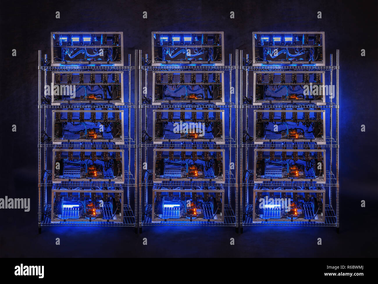 Cryptocurrency miners hi-res stock photography and images - Alamy