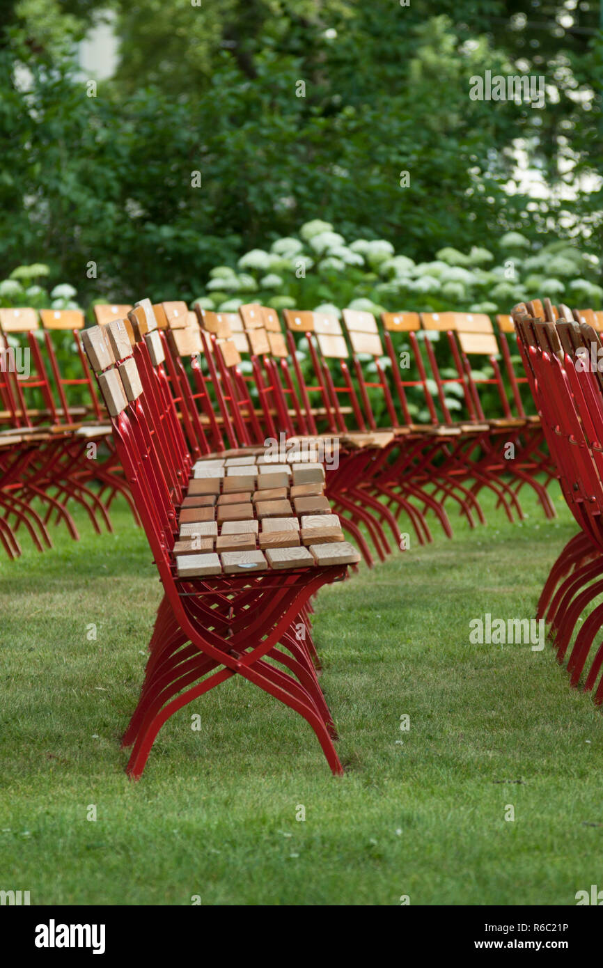 Concert Stage Set Up Stock Photos & Concert Stage Set Up Stock Images ...