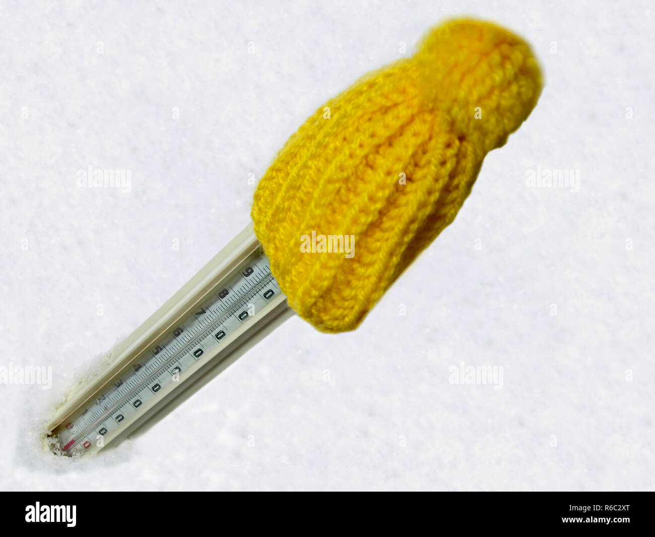 Thermometer minus hi-res stock photography and images - Alamy