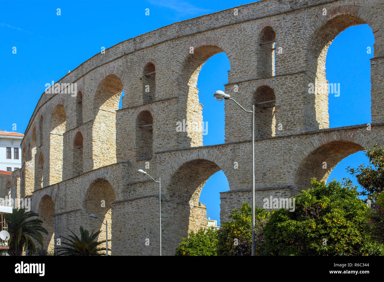 Medieval water supply hi-res stock photography and images - Alamy