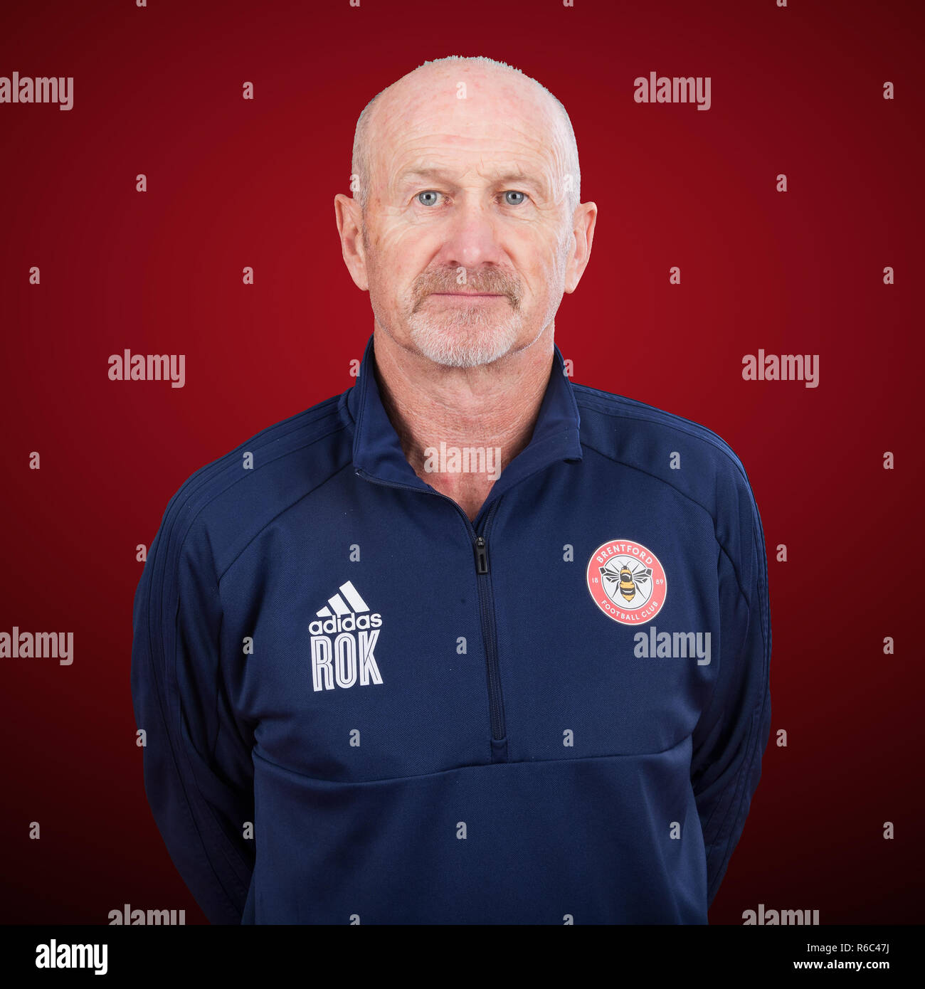 Assistant head hi-res stock photography and images - Alamy