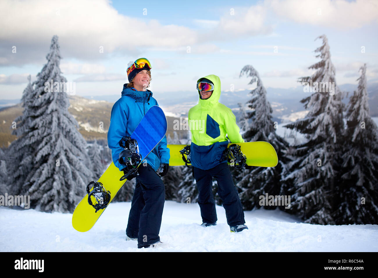 Group people ski snowboard resort hi-res stock photography and images ...