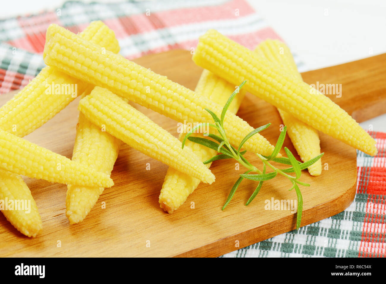 sweet baby corn Stock Photo - Alamy
