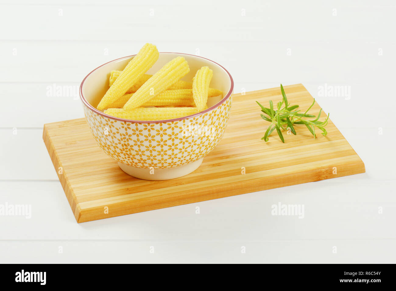 sweet baby corn Stock Photo - Alamy