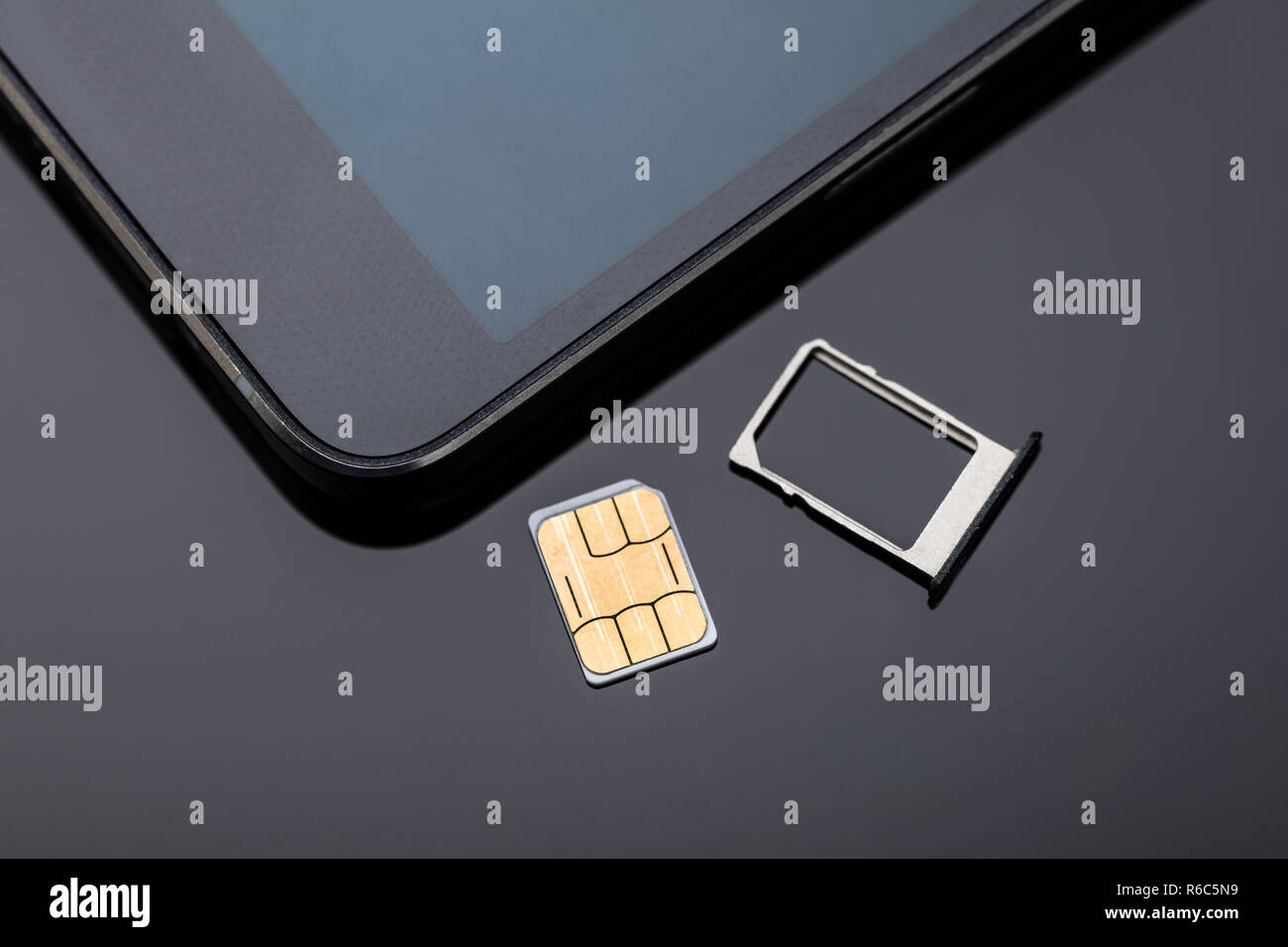 Smart phone sim cards hi-res stock photography and images - Alamy