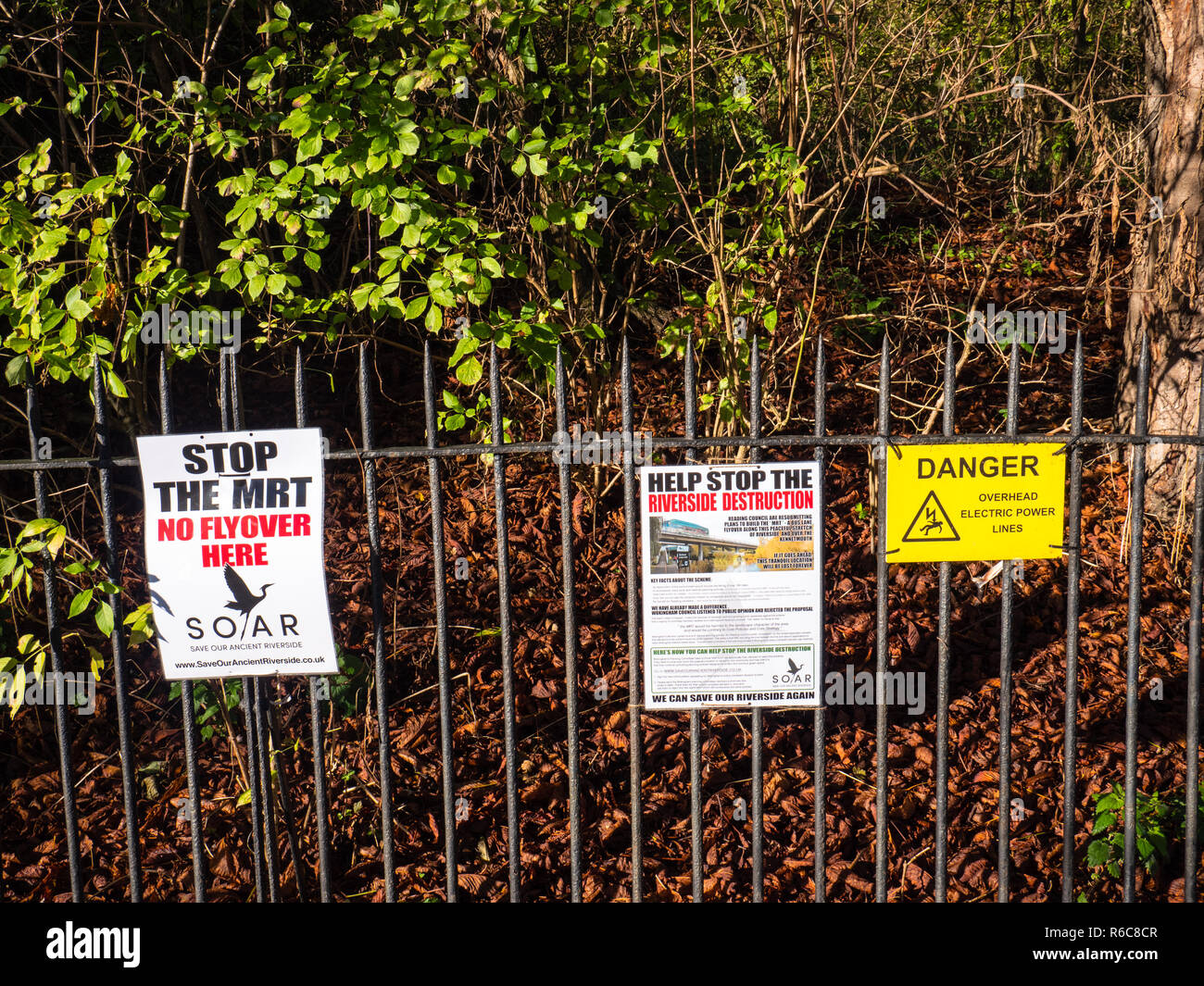 Stop the East Reading Mass Rapid Transit (MRT), River Thames, Reading ...