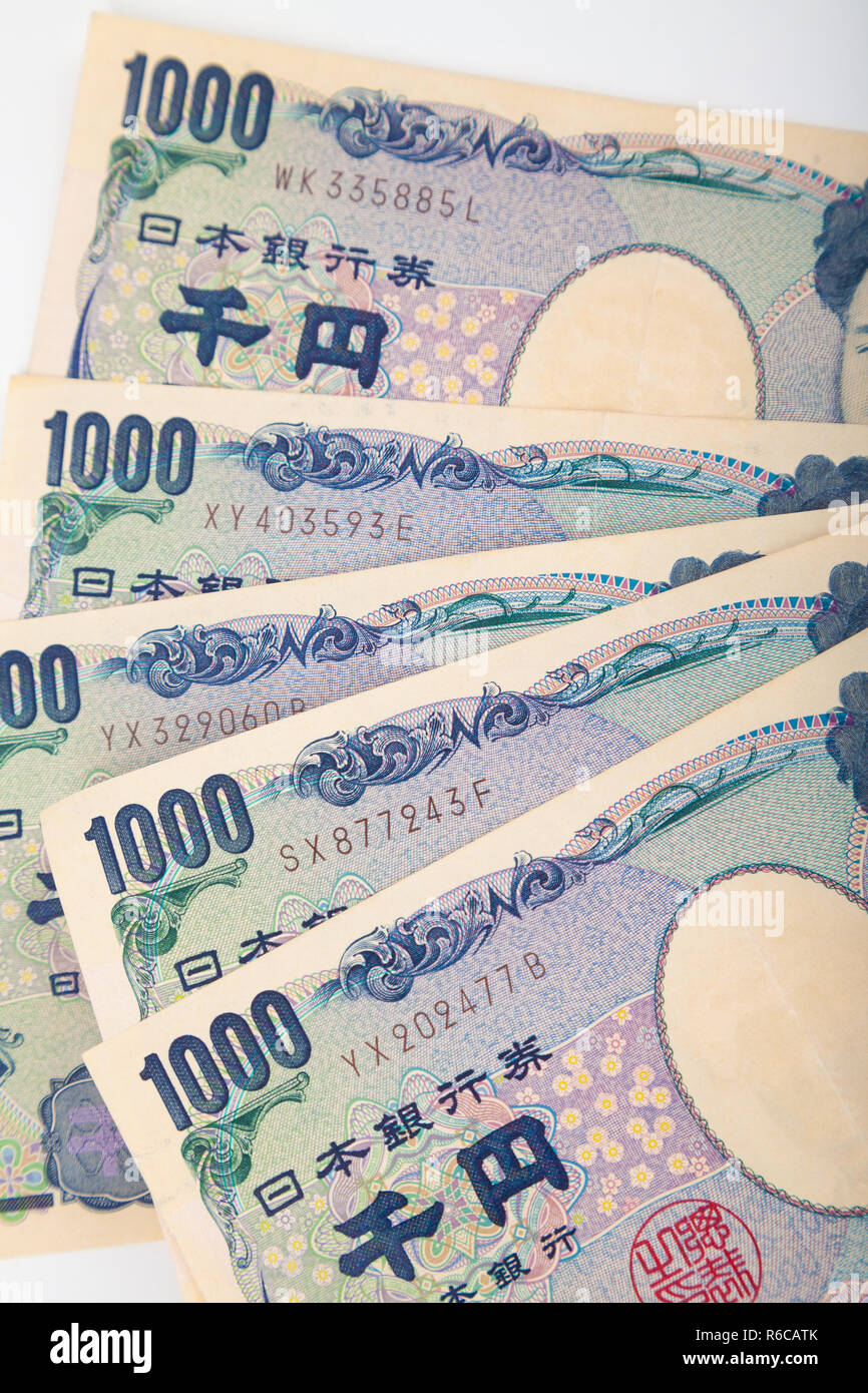 1000 Japanese Yen bank notes Stock Photo - Alamy