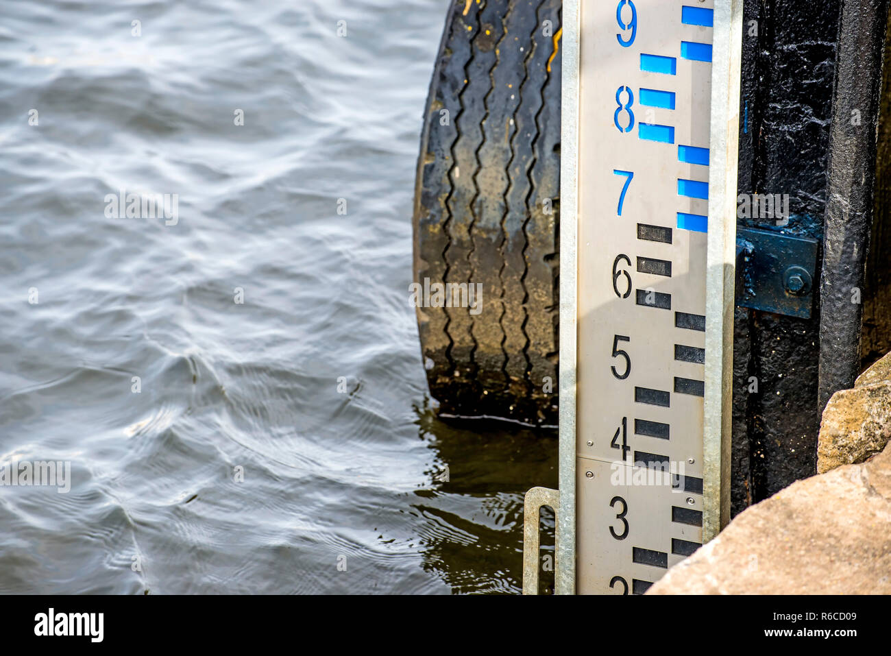 Stream gauge hi-res stock photography and images - Alamy