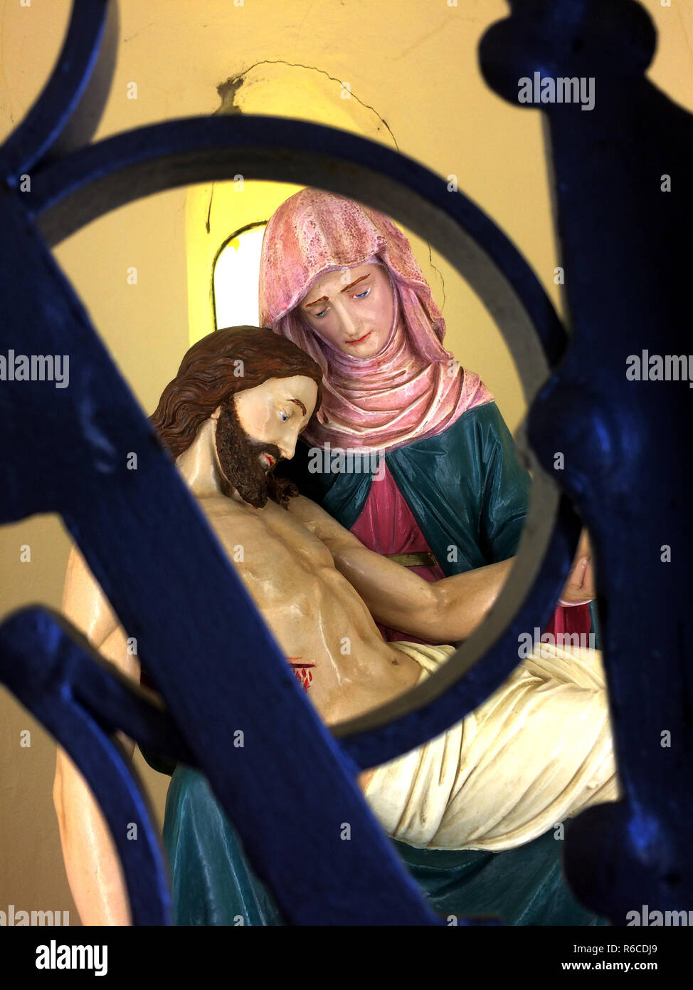 Grid figure hi-res stock photography and images - Alamy