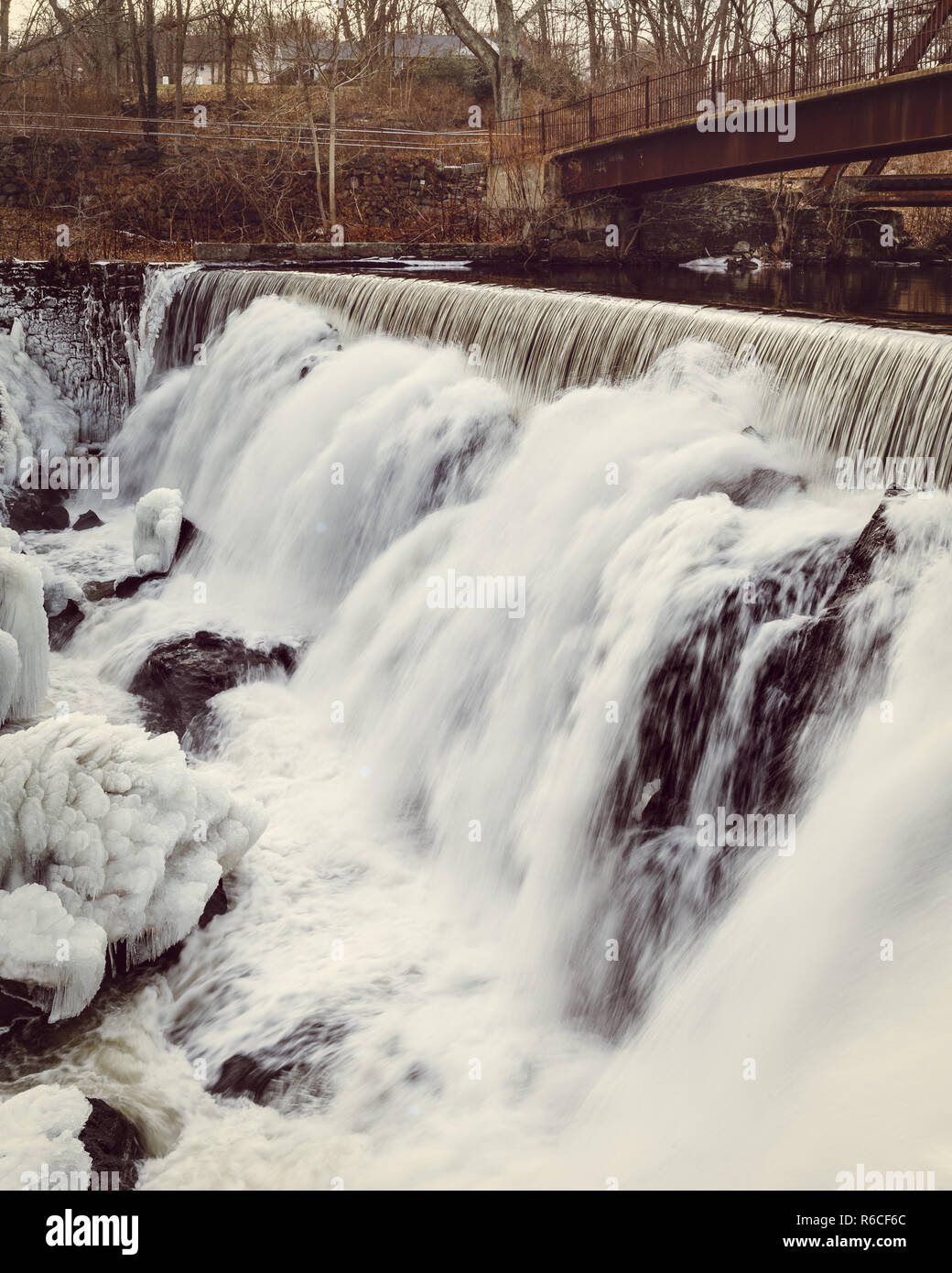 Winter Water Falls, Yantic Falls, Norwich CT Stock Photo - Alamy