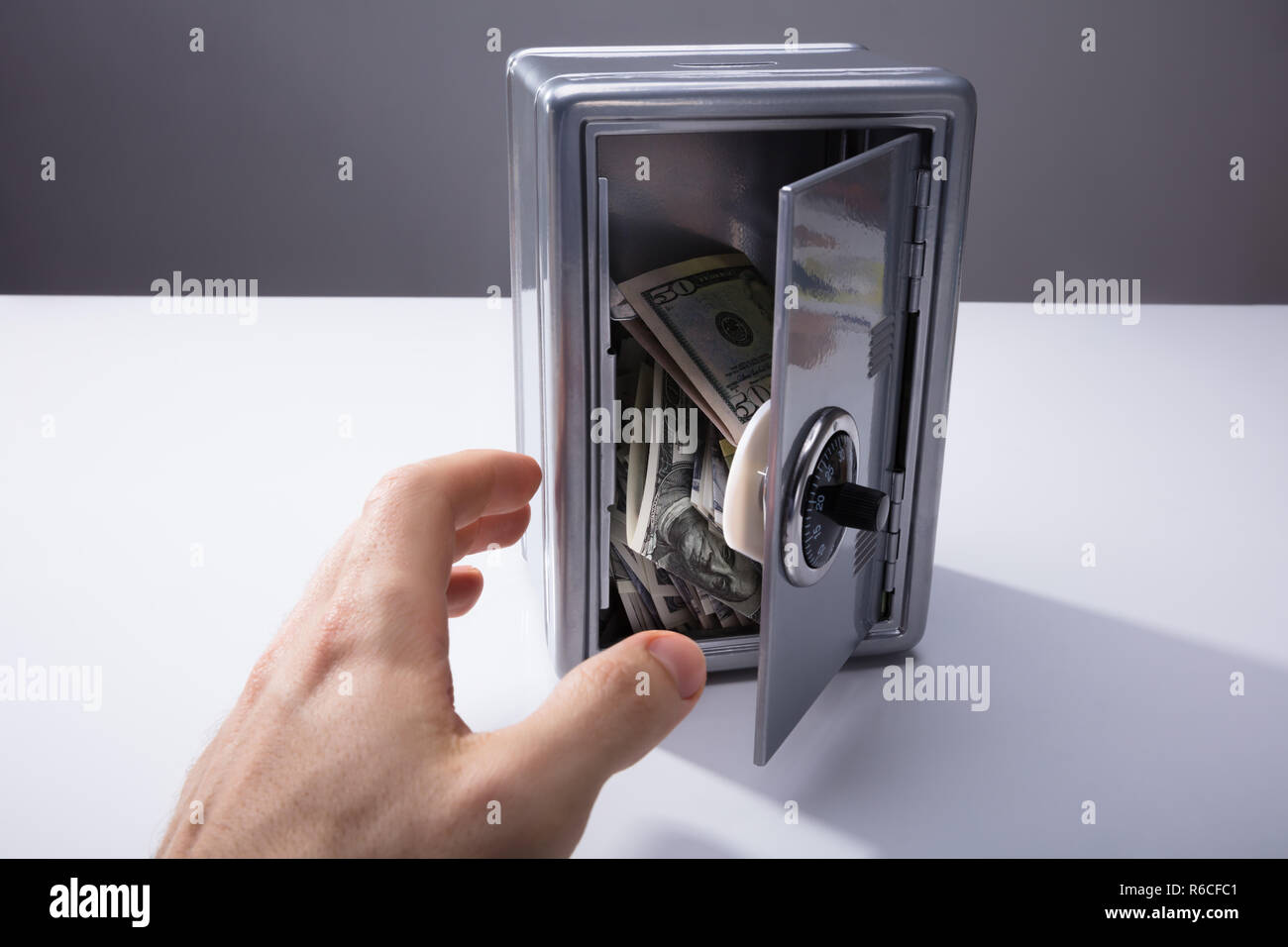 Protection from breakage hi-res stock photography and images - Alamy